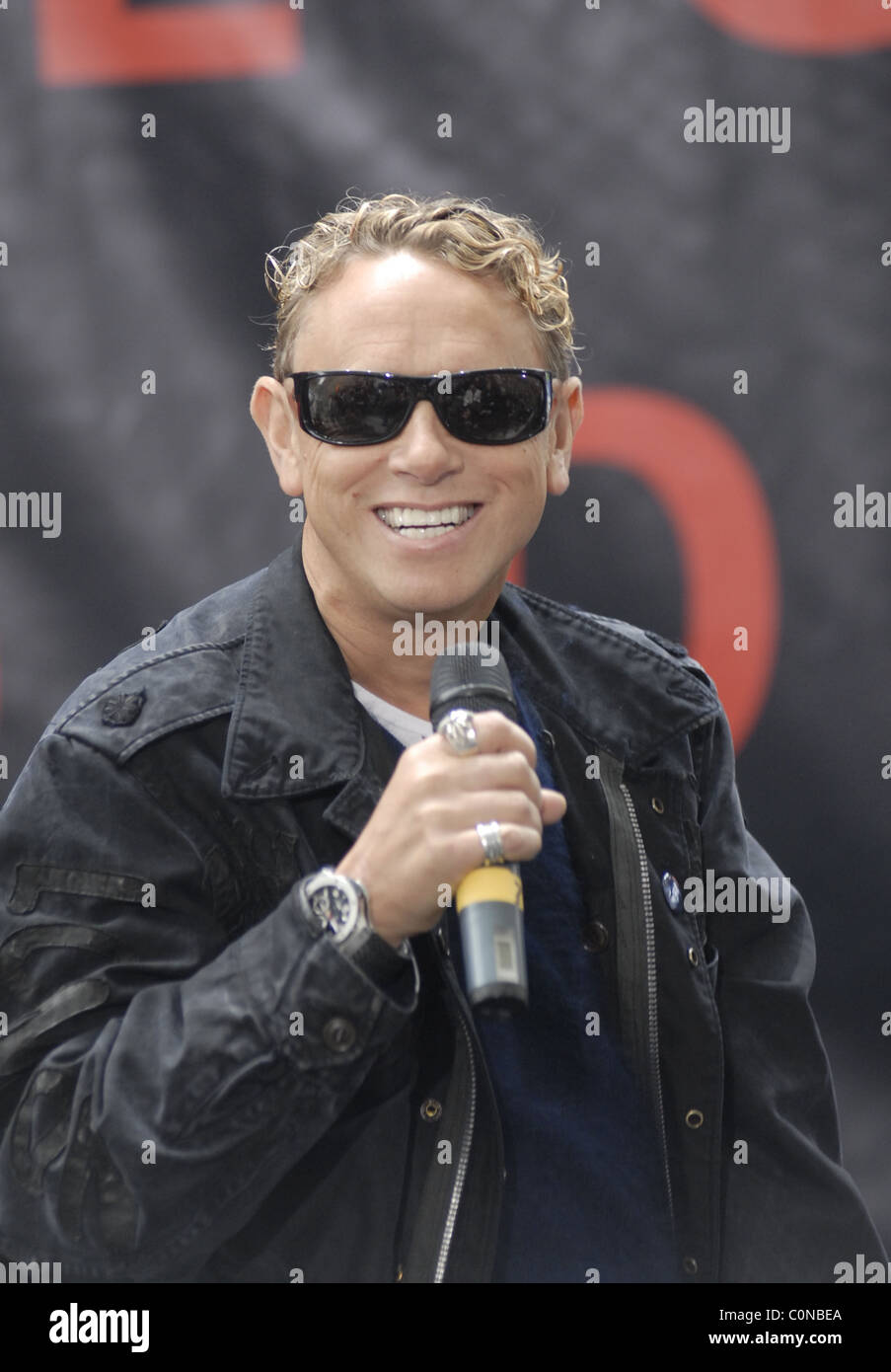 Martin Gore Depeche Mode announce their Tour Of The Universe 2009 tour ...