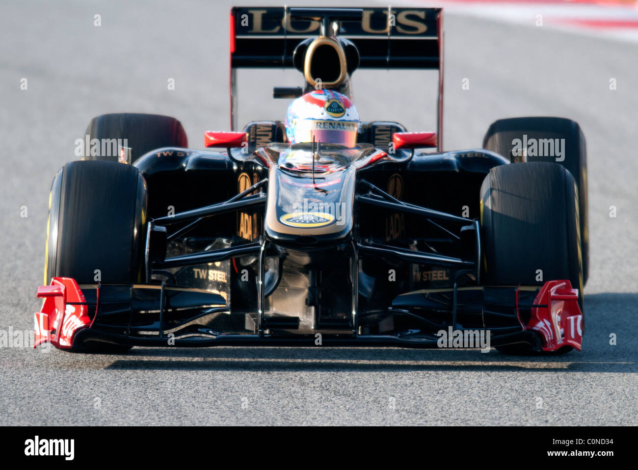 Witali Petrow (Russia) in his Lotus Renault GP Team-Renault R31 ...