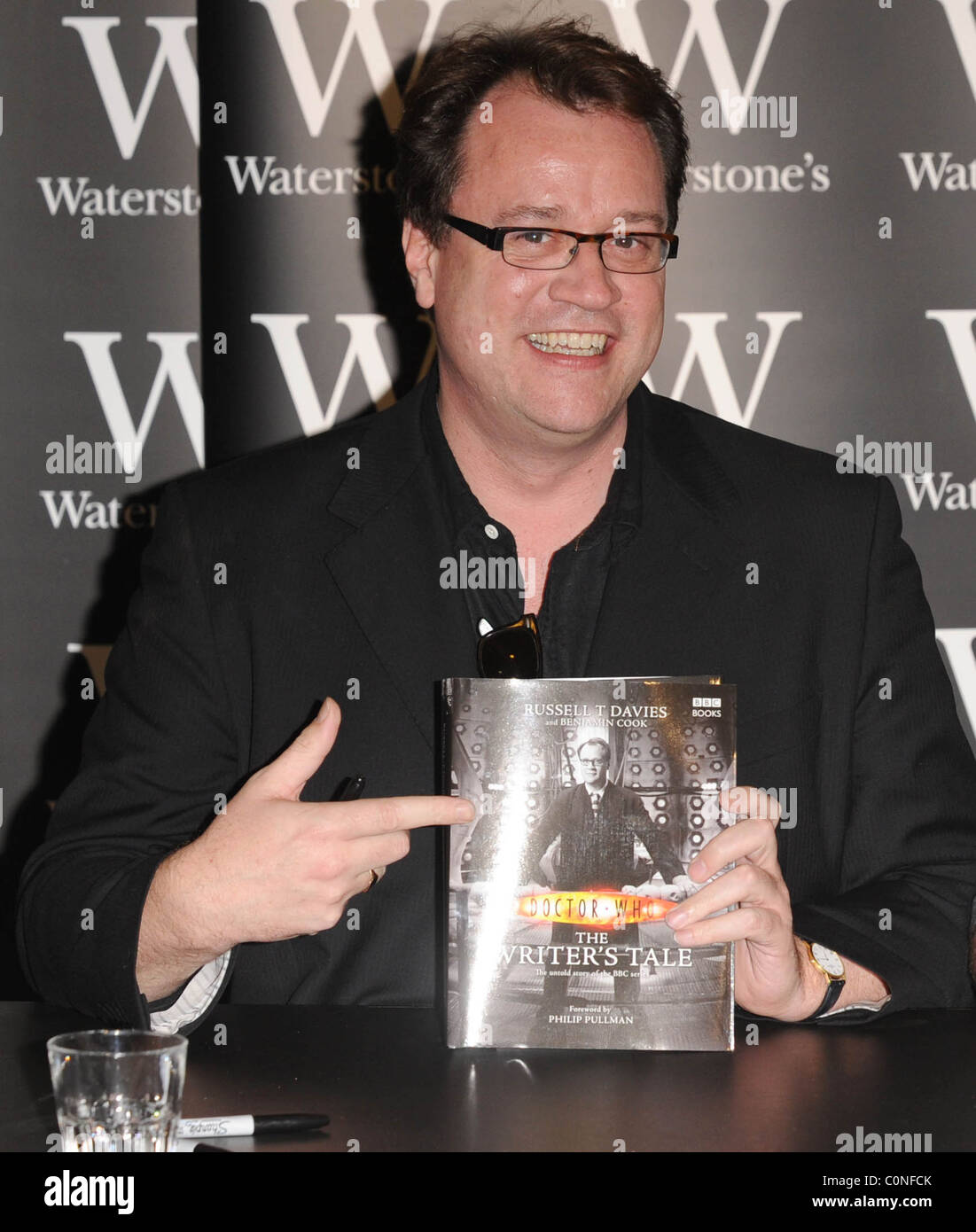 Russell T. Davies signing copies of 'The Writer's Tale' at Waterstones ...