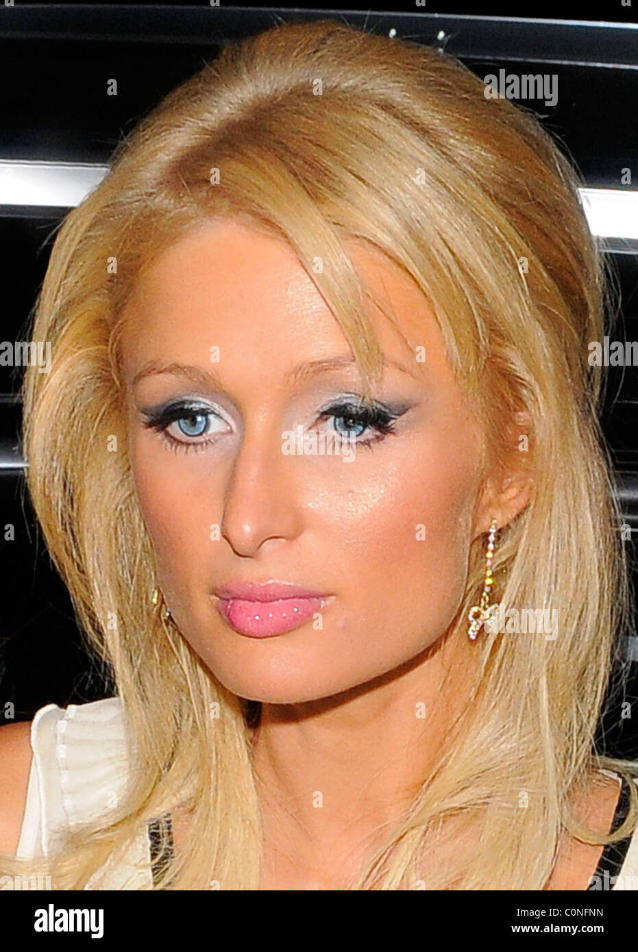 Paris Hilton arrives back at her hotel at 3am, having partied at The ...