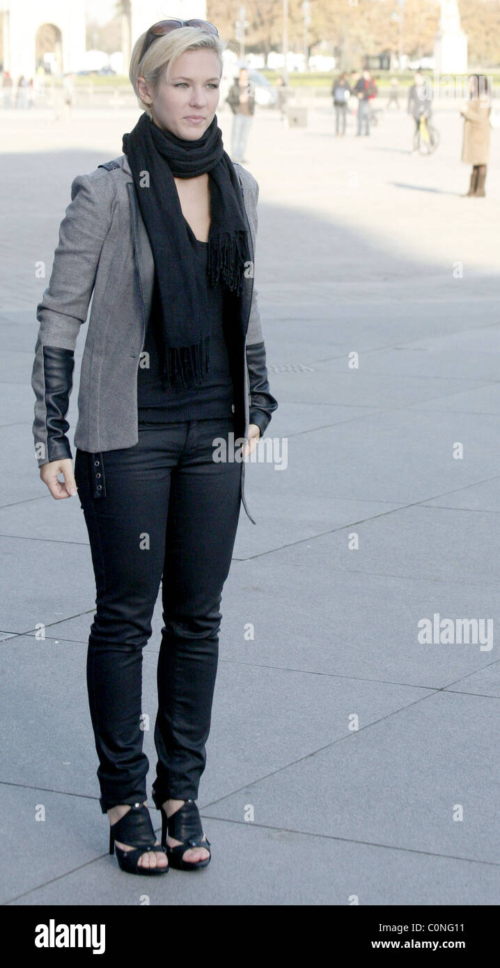 Lorie On the set of CBS's 'The Young and the Restless' filming on ...