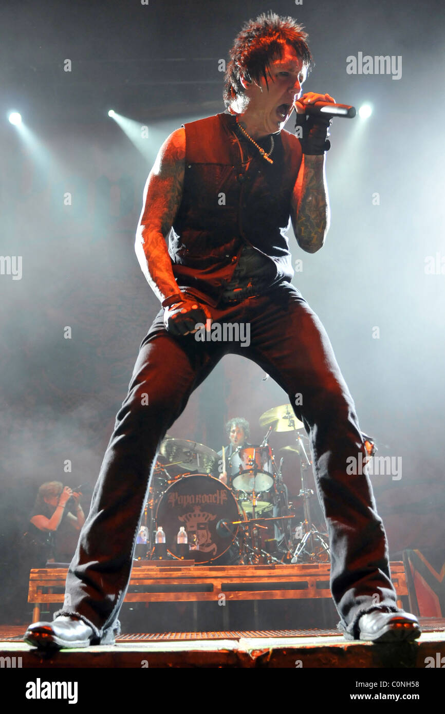 Jacoby Shaddix of Papa Roach playing live at The Seminole Hard Rock ...