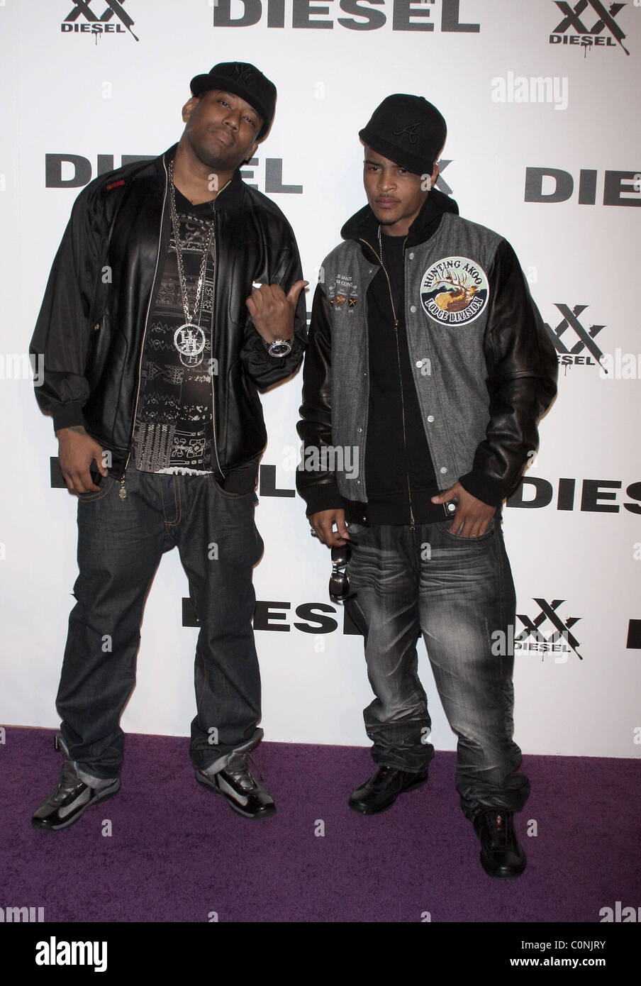 DJ Mano and T.I arriving for Dielsels Global Party on the Brooklyn ...