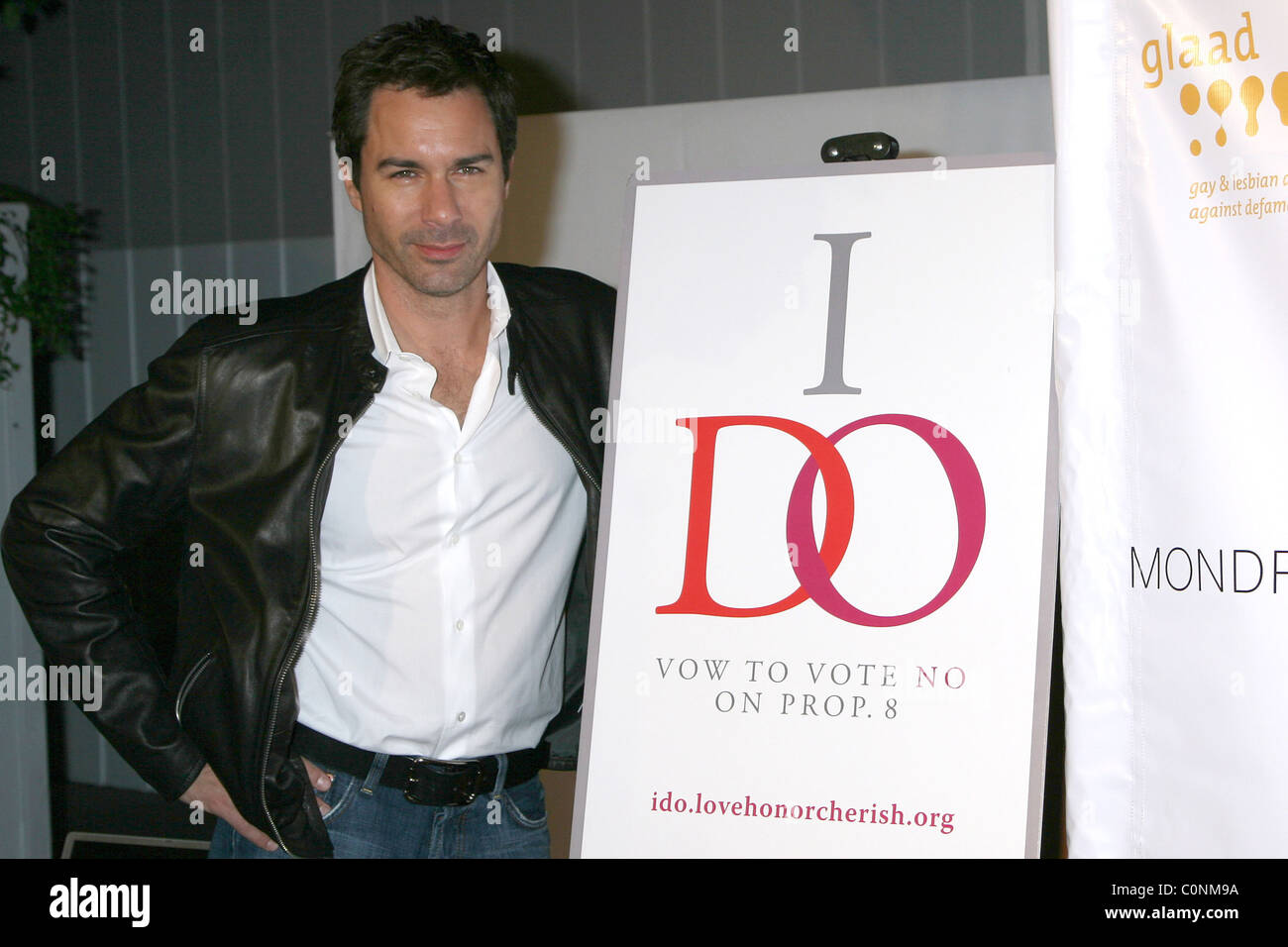 Eric McCormack The Heroes and History Makers Gala to benefit the fight ...