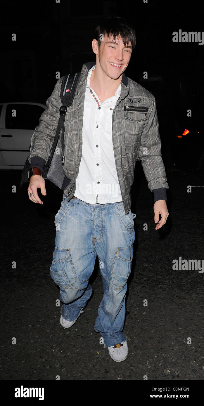 Austin Drage arrives back at The X Factor secret hideaway, after a 14 ...