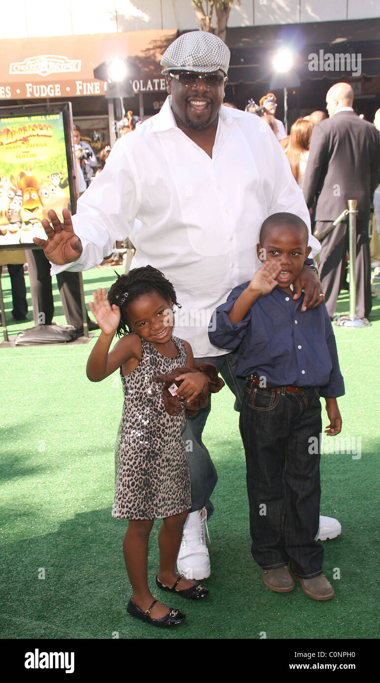 Cedric the Entertainer At the Madegascar: Escape 2 Africa" Premiere at ...