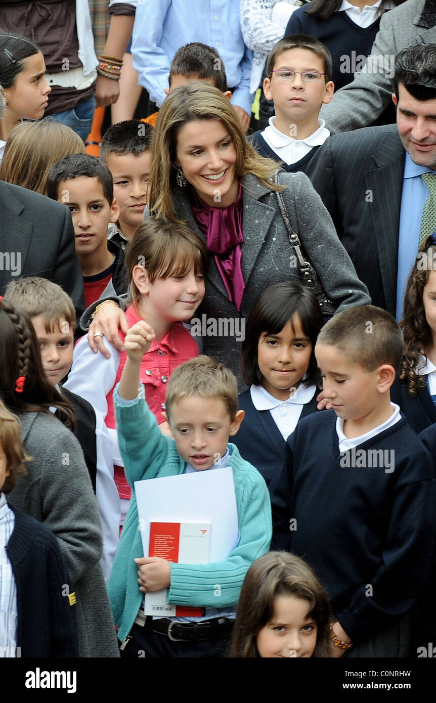 Princess Letizia presents the 'Cervantes Chico' award for childrens ...