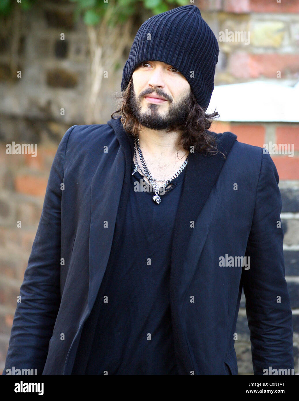 *File Photos* * BBC SUSPENDS BRAND & ROSS AFTER CONTROVERSIAL RADIO ...