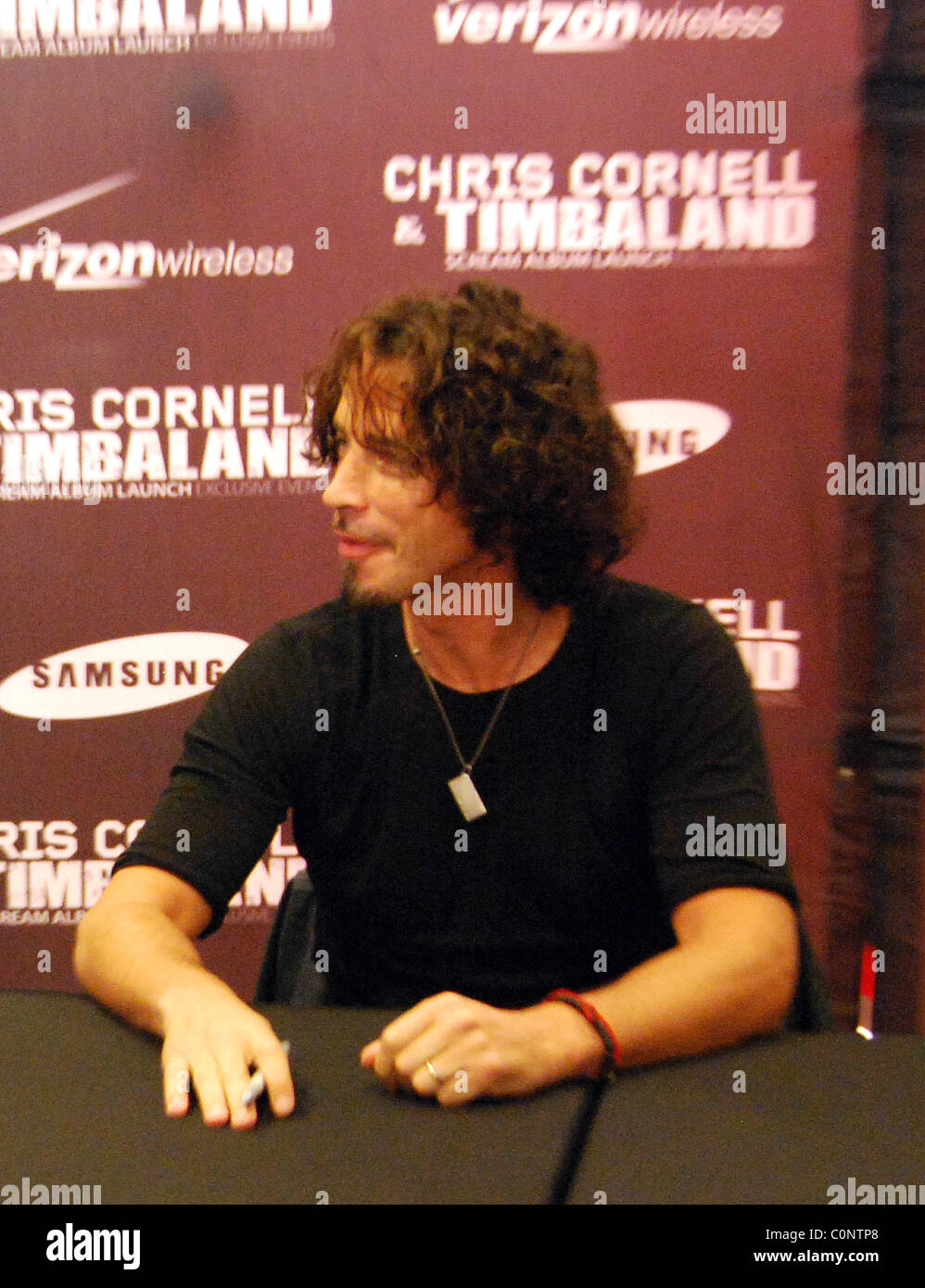 Frontman soundgarden hi-res stock photography and images - Alamy