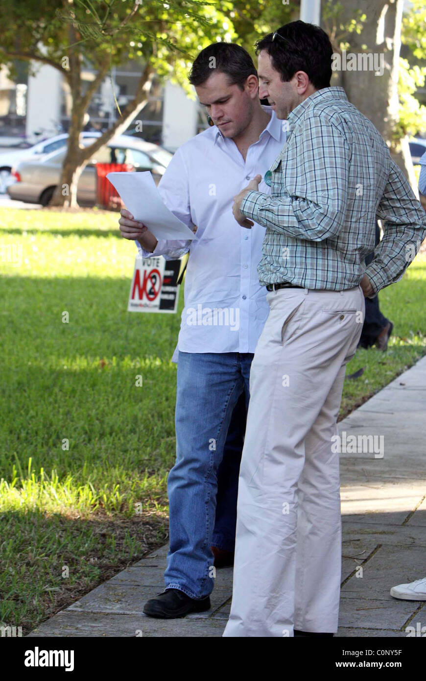 Matt Damon spoke to a crowd of Barack Obama supporters at a rally in ...