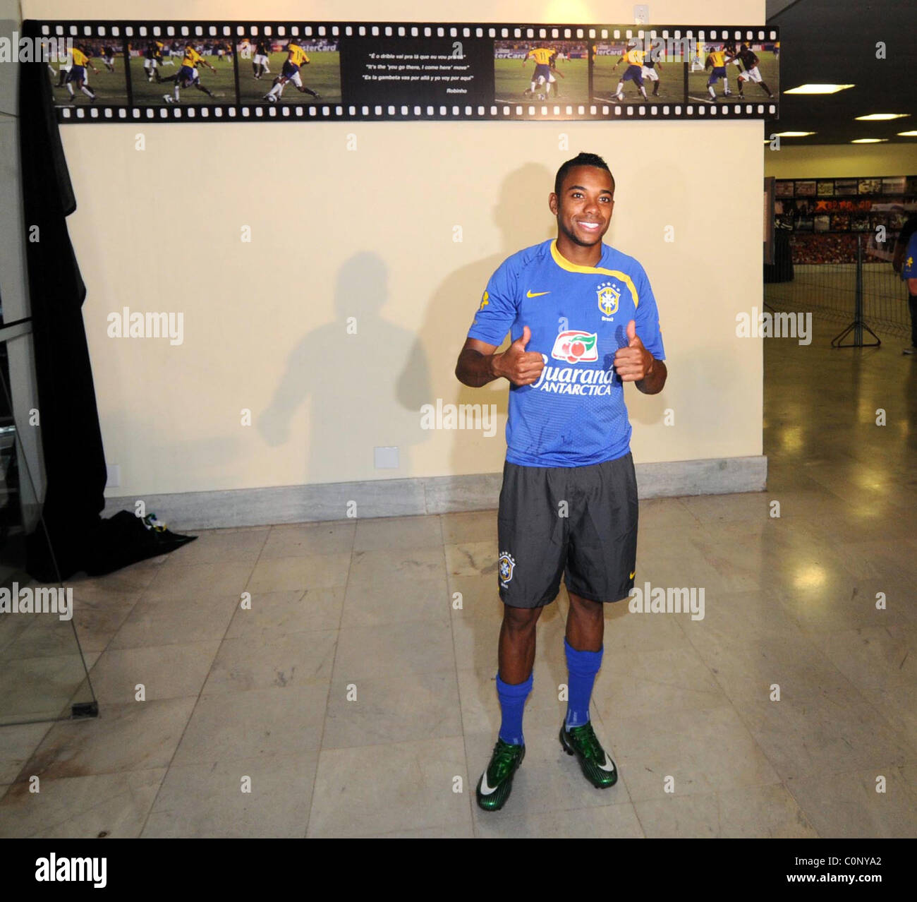 Robinho Manchester City and Brazilian International, Robinho unveils a ...