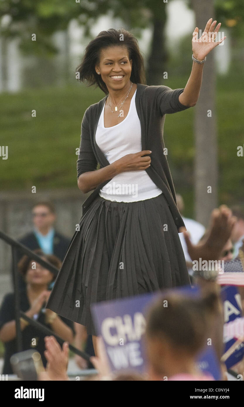 Michelle Obama at a 'Vote for Change' rally at Bicentennial Park Miami ...