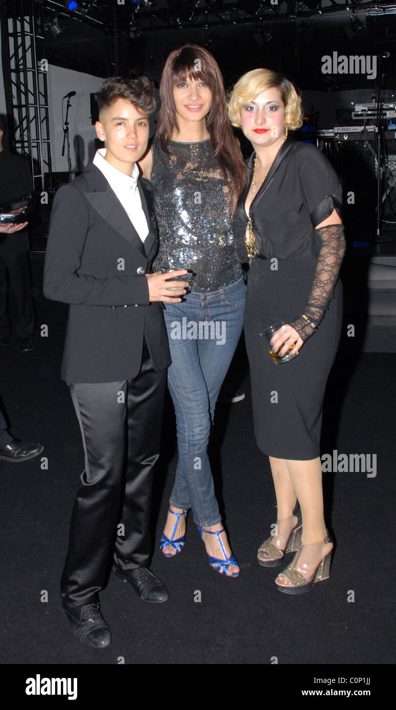 Kim Ann Foxman and Nomi Ruiz of Hercules and Love Affair Mobile Art ...