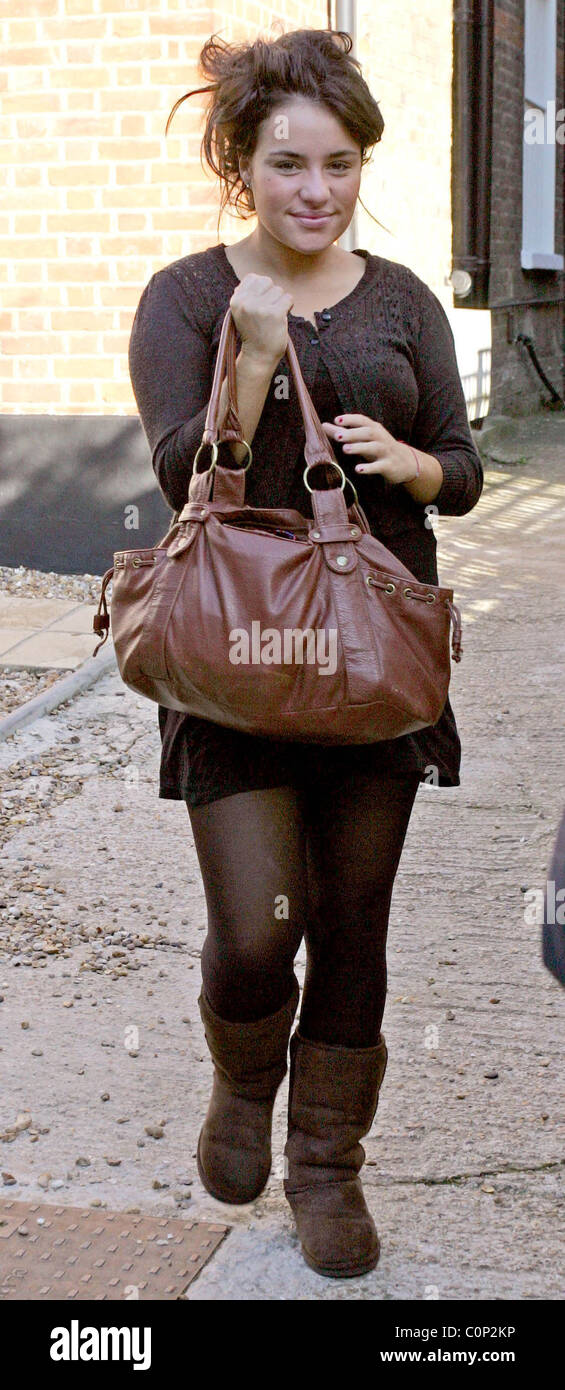Laura White leaves the 'X Factor' house to go to rehearsals London ...