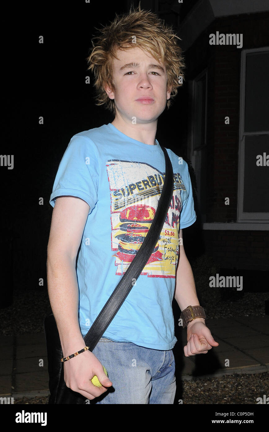 Eoghan Quigg arrives back at 'The X Factor' secret hideaway, after a ...