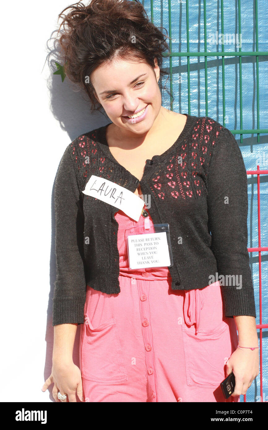 Laura White takes a break from rehearsals to have lunch and finds time ...