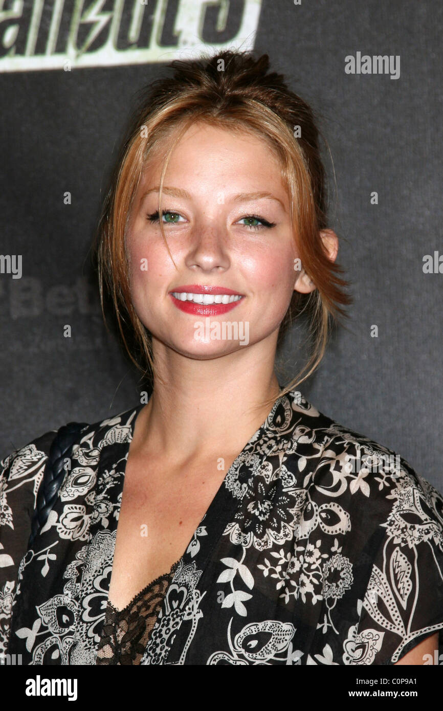 Haley Bennett Launch of Fallout 3 Videogame held at the LA Center ...