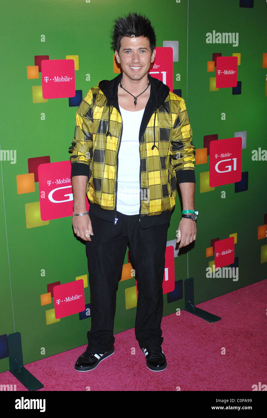 Brandon Michaelvayda T-Mobile debuts the new G1at Siren studios ...