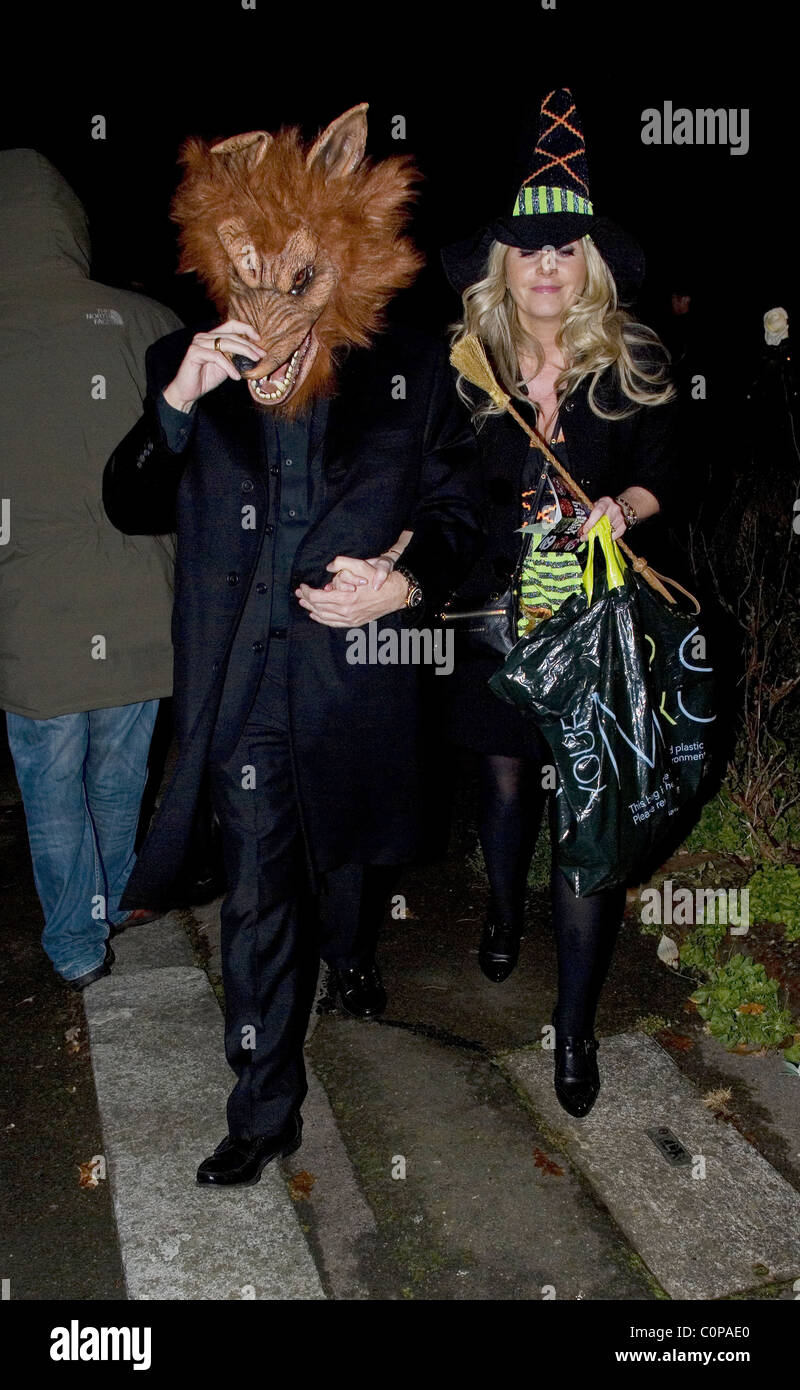 Guests arriving at Jonathan Ross's Halloween Party. London, England ...