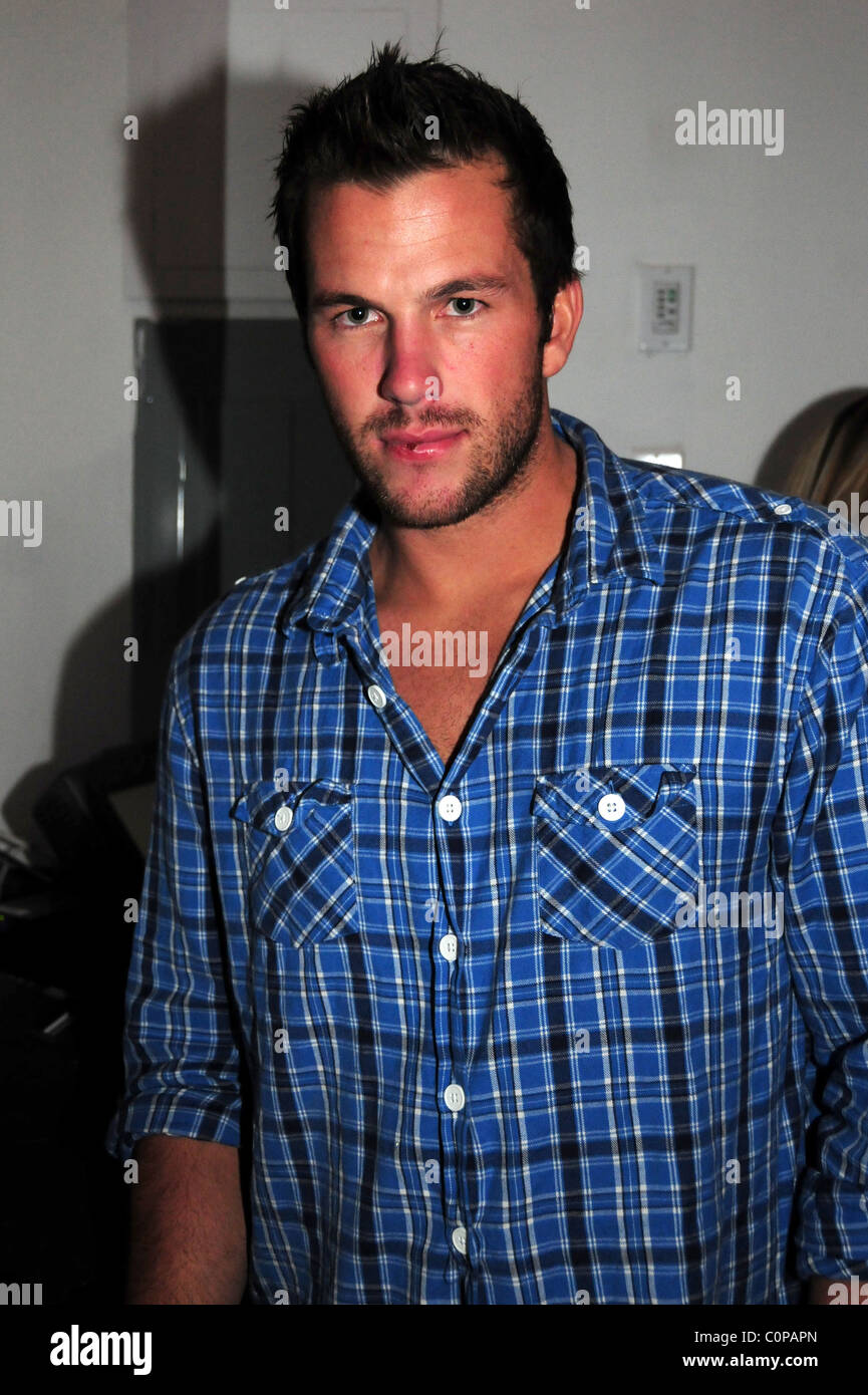 Doug Reinhardt The Hills star celebrates his birthday at JL Sullivans ...