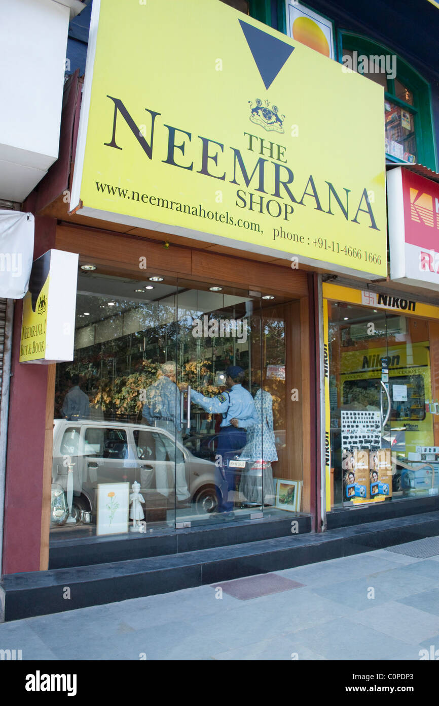Neemrana shop hi-res stock photography and images - Alamy