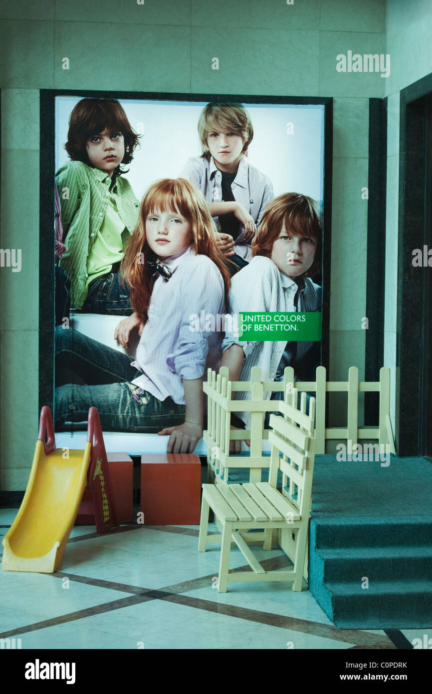 Billboard in india hi-res stock photography and images - Alamy