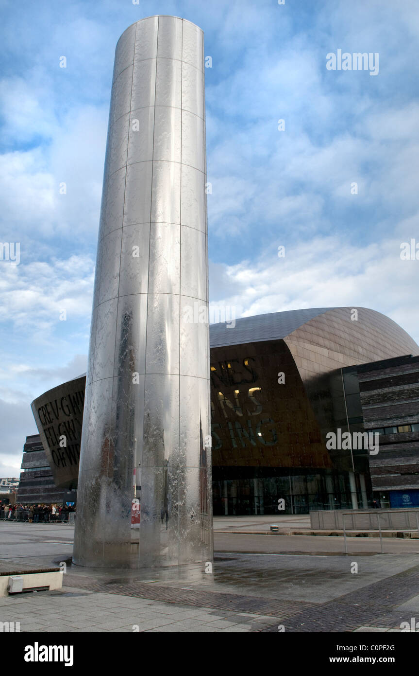 Cardiff fountain hi-res stock photography and images - Alamy