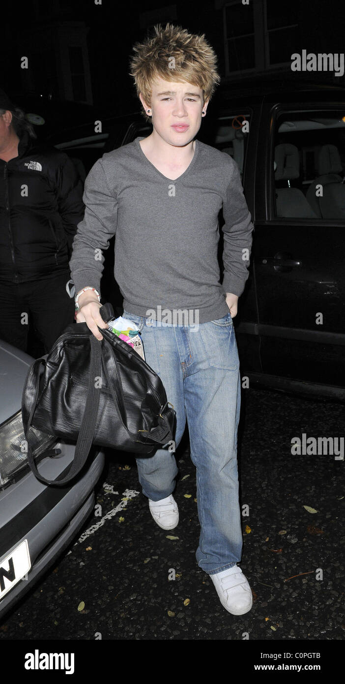 Eoghan Quigg arrives back at the 'X Factor' secret hideaway, having ...