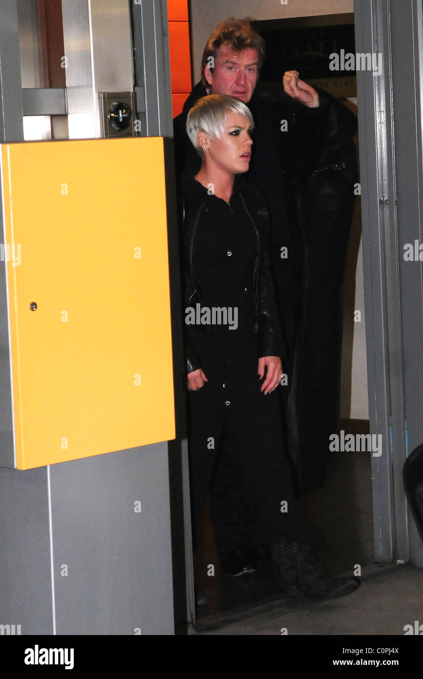 Pink aka Alecia Moore leaving Hyatt Hotel on her way to German TV show ...