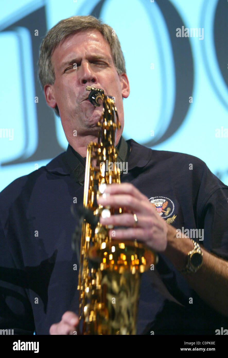 Ex-White House Press Secretary Tony Snow Dies At 53. The former ...