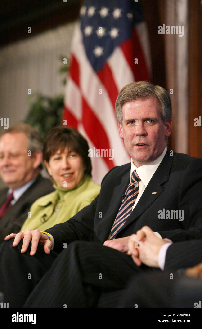Ex-White House Press Secretary Tony Snow Dies At 53. The former ...