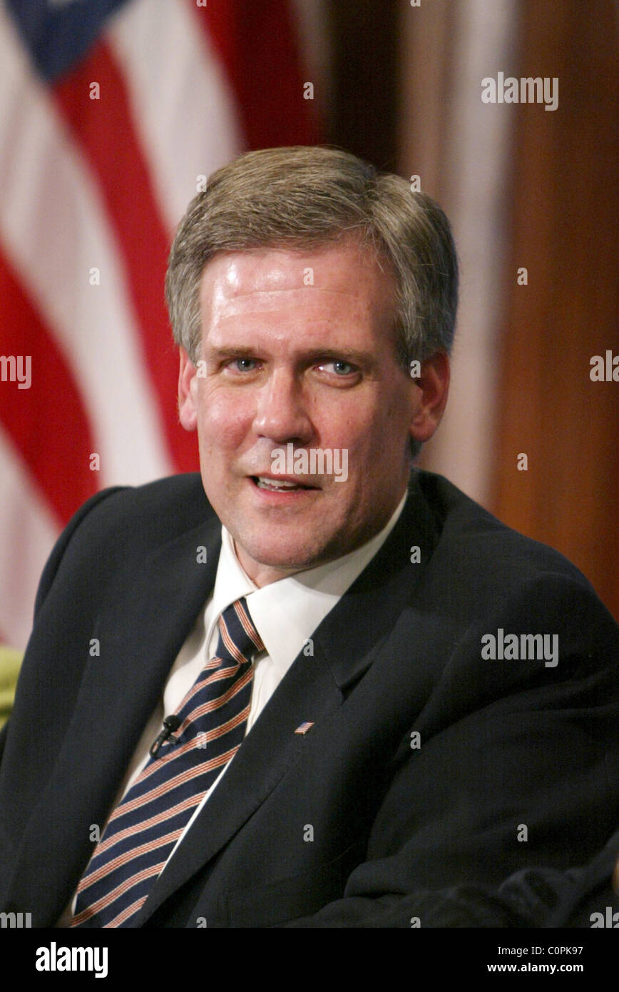 Ex-White House Press Secretary Tony Snow Dies At 53. The former ...