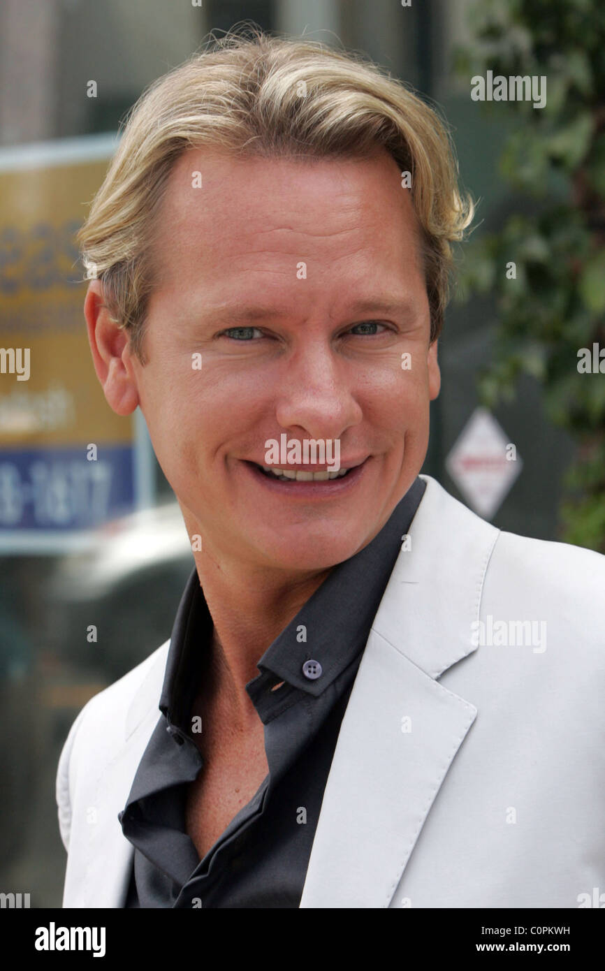 Carson Kressley from the television programme 'Queer Eye for the ...