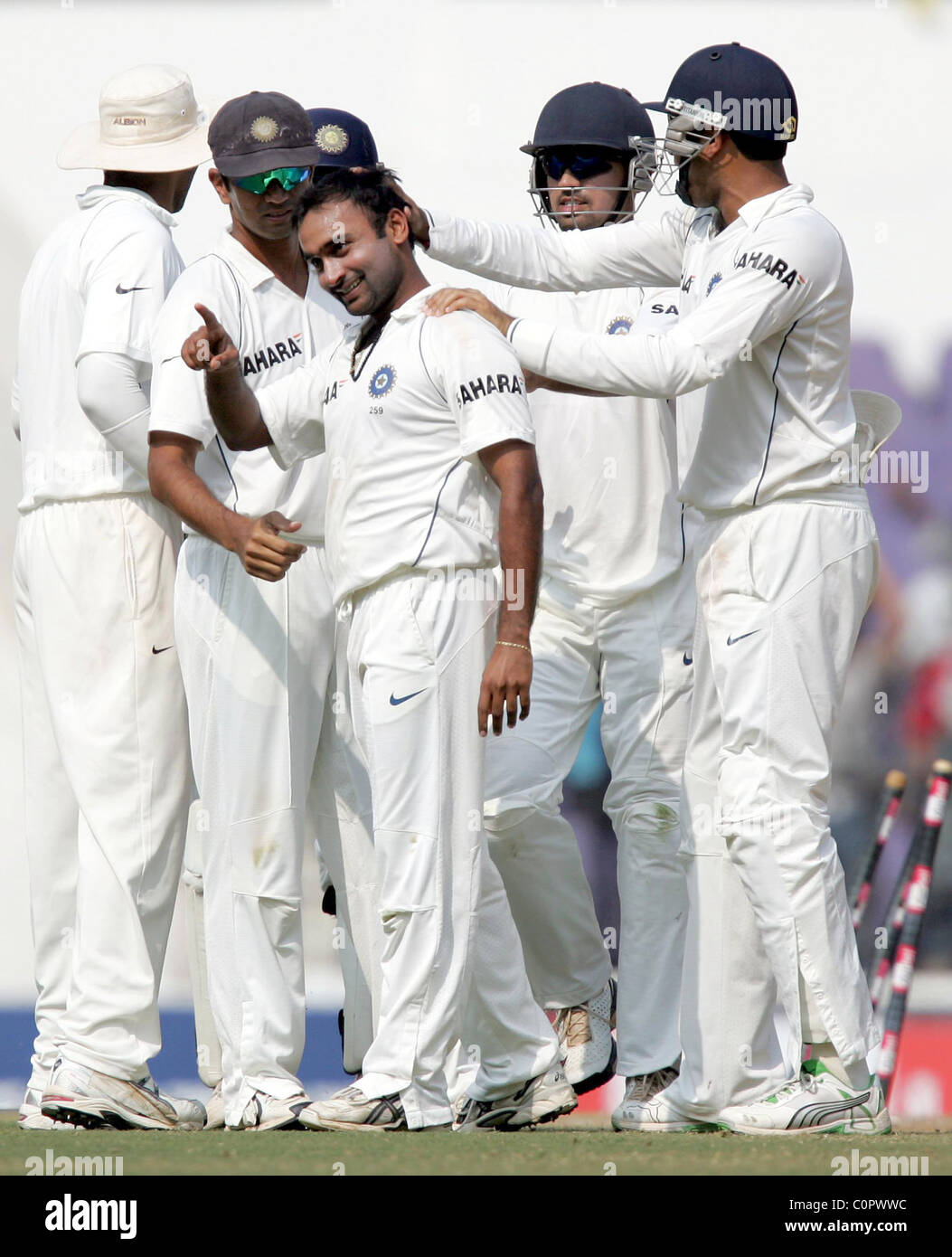 Indian test team celebrate hi-res stock photography and images - Alamy