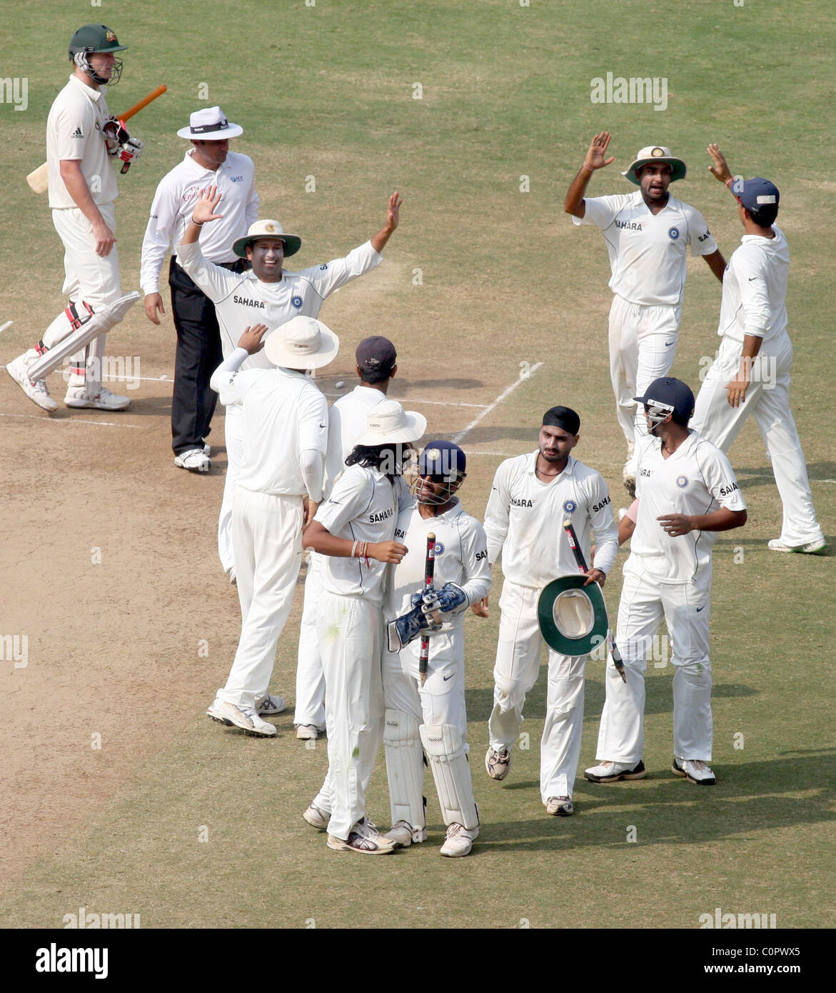 Indian players celebrate victory India defeat Australia by 172 runs in ...