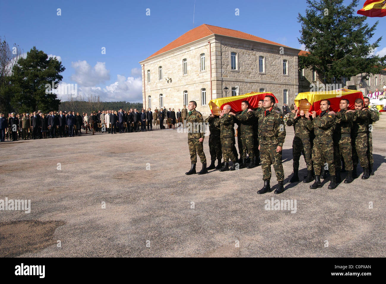 Soldier coffin bearers A military funeral precession for two Spanish ...