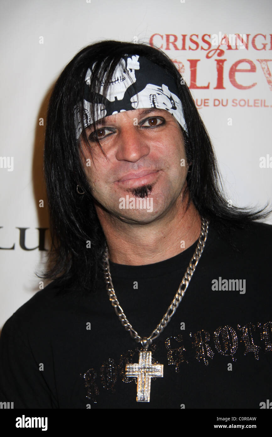 Michael Godard Black Carpet Premiere Of 'Criss Angel Believe' held at ...