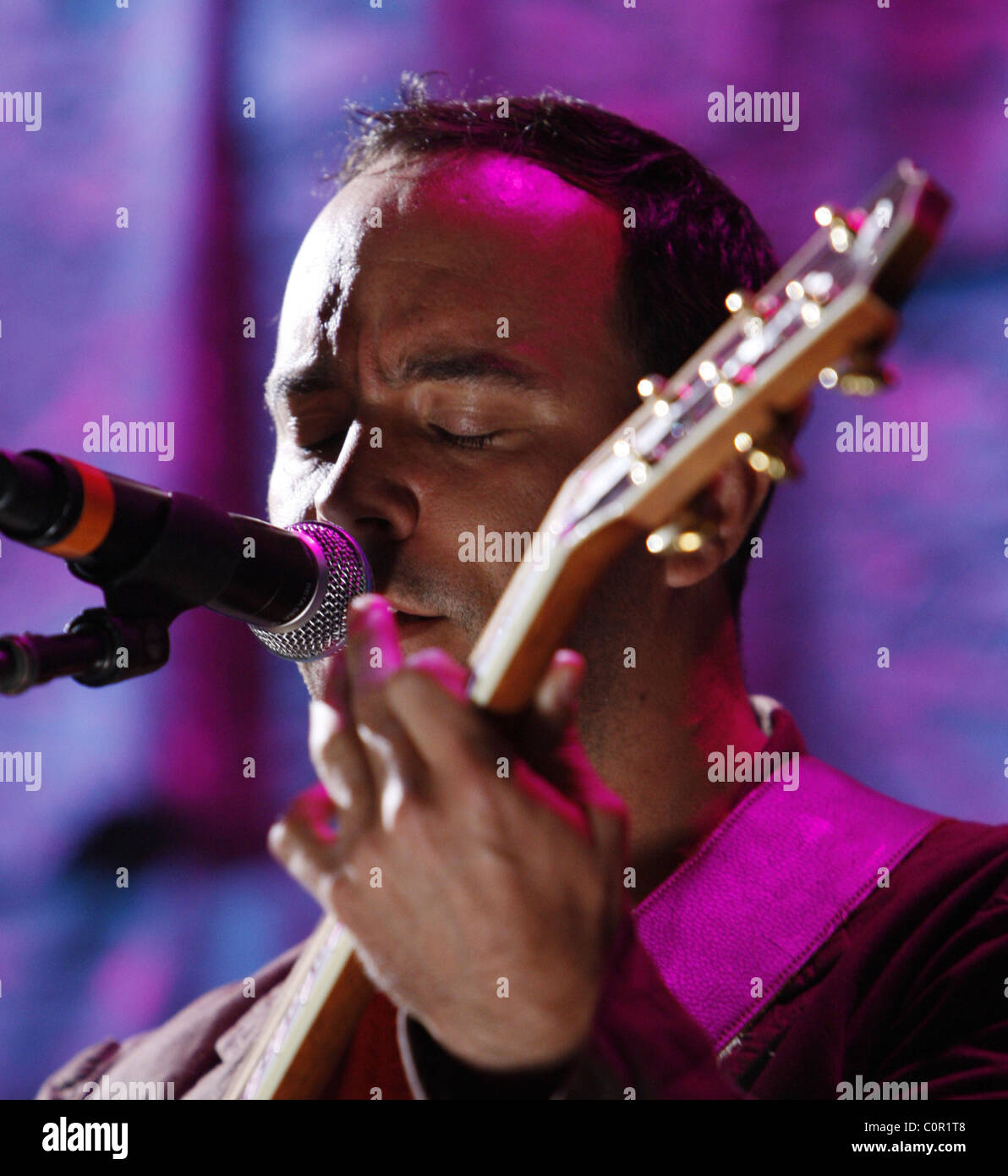 Dave matthews during hi-res stock photography and images - Alamy