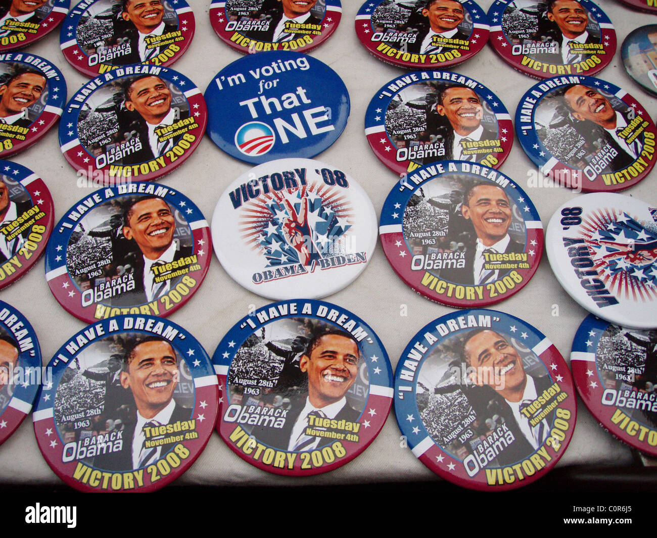 Campaign buttons for sale hi-res stock photography and images - Alamy