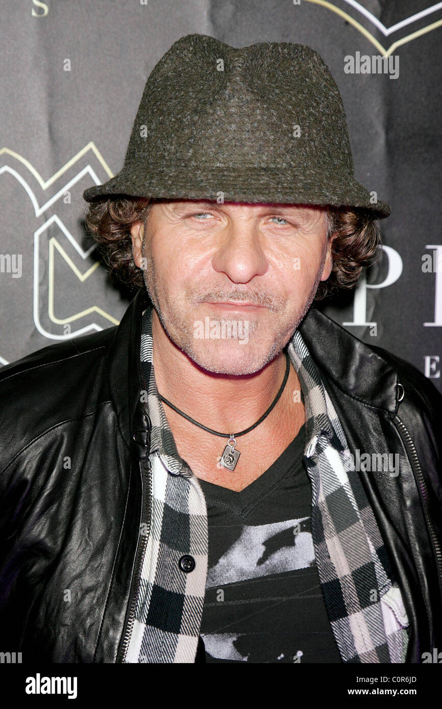 Enzo Rosso arrives at the VIP Room night club Paris, France - 14.11.08 ...