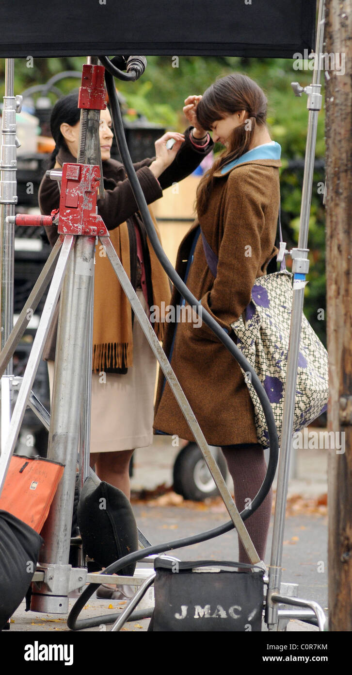 Jessica Alba filming on location of her new movie 'An Invisible Sign of ...