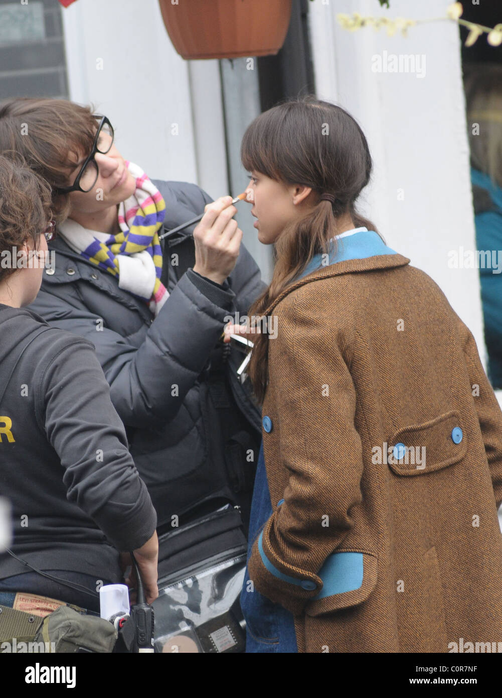 Jessica Alba filming on location of her new movie 'An Invisible Sign of ...