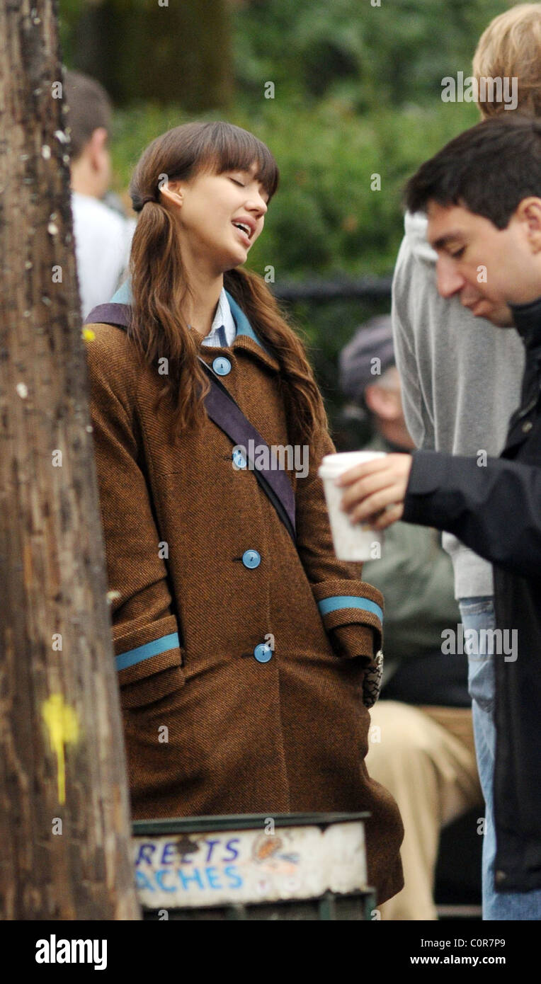Jessica Alba filming on location of her new movie 'An Invisible Sign of ...
