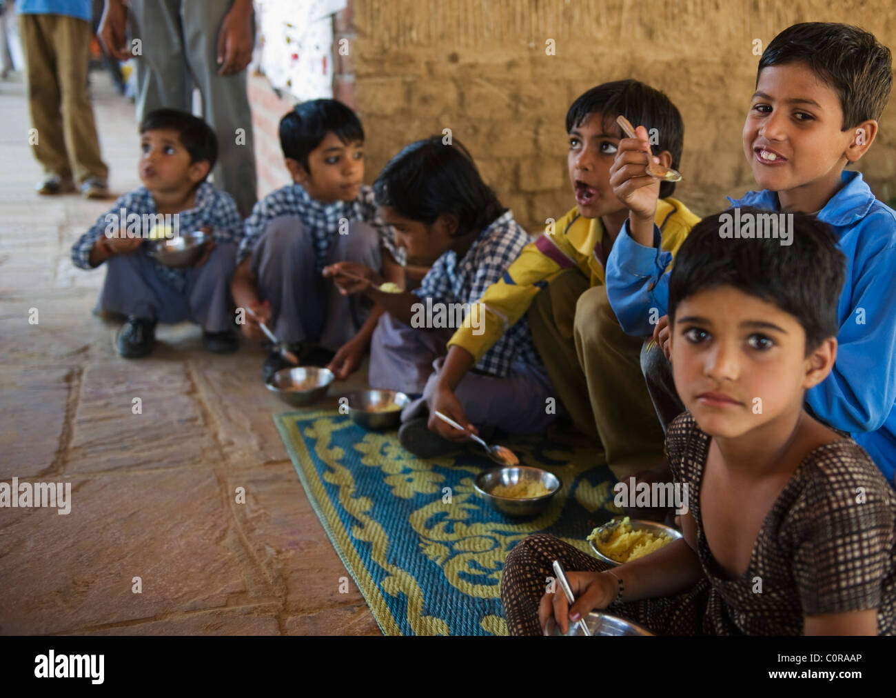 School children taking their lunch Stock Photo - Alamy