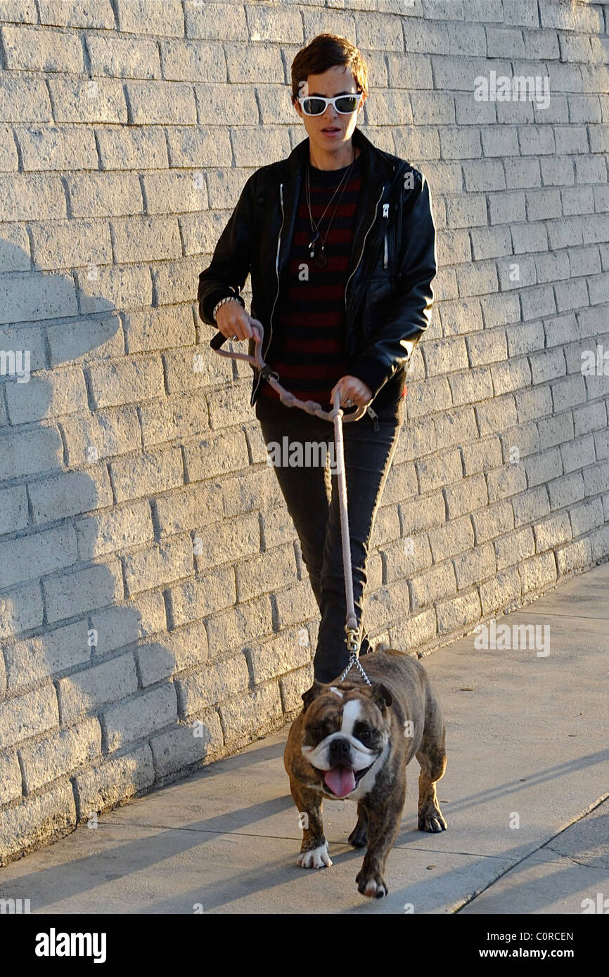 Samantha Ronson collects her dog from the dog shelter. Los Angeles ...