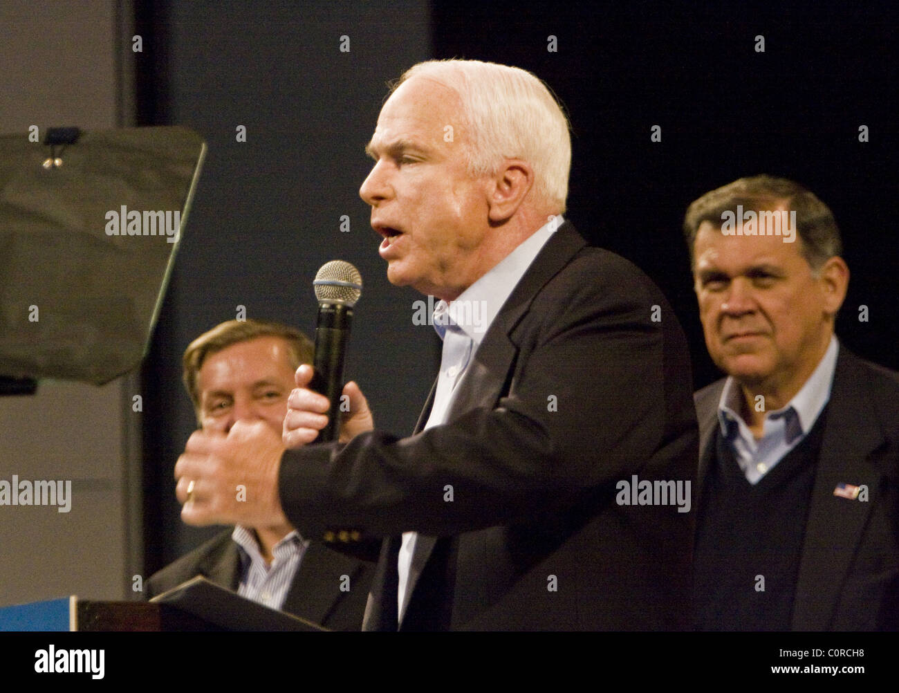 Presidential candidate John McCain rallies for support on the last day ...