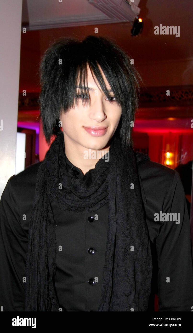 Nat Weller Samsung Pink Ribbon Party at Sheraton Park Lane London ...