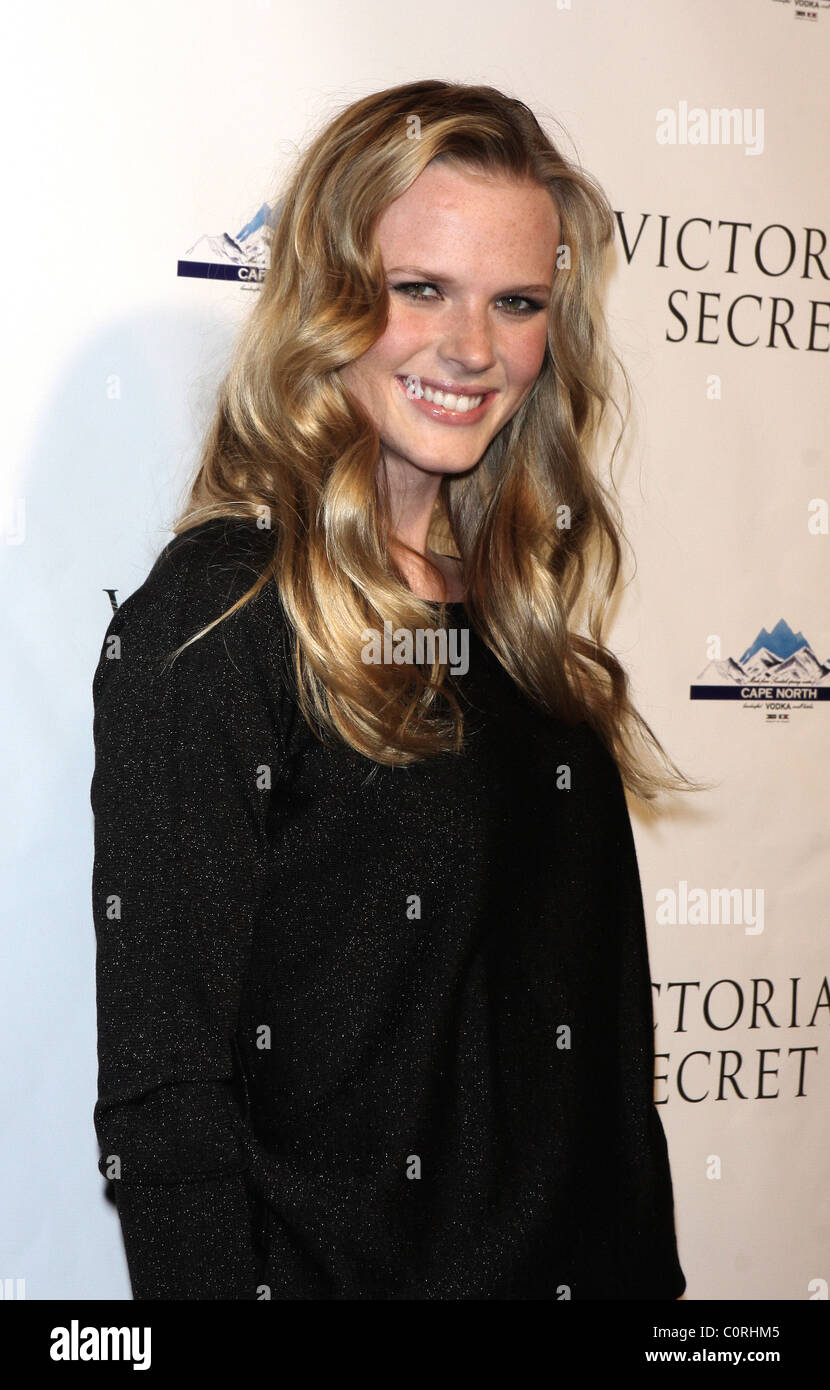 Anna V Victorias Secret