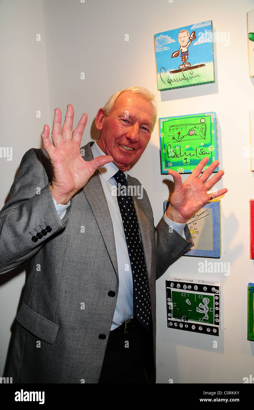 Willow Foundation founder, Bob Wilson with his canvas Stars on canvas ...