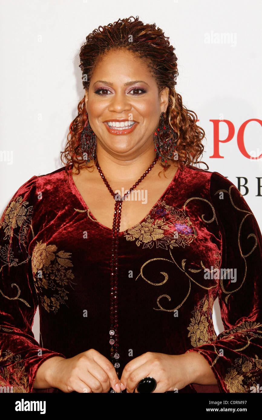 Kim Coles Los Angeles Premiere of 'Seven Pounds' held at the Mann ...